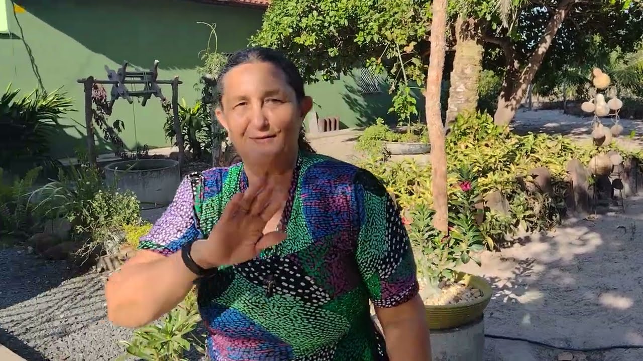 MÃE FOI A CASA DA VÓ DELOUSA COM CHICO COHEBE - YouTube