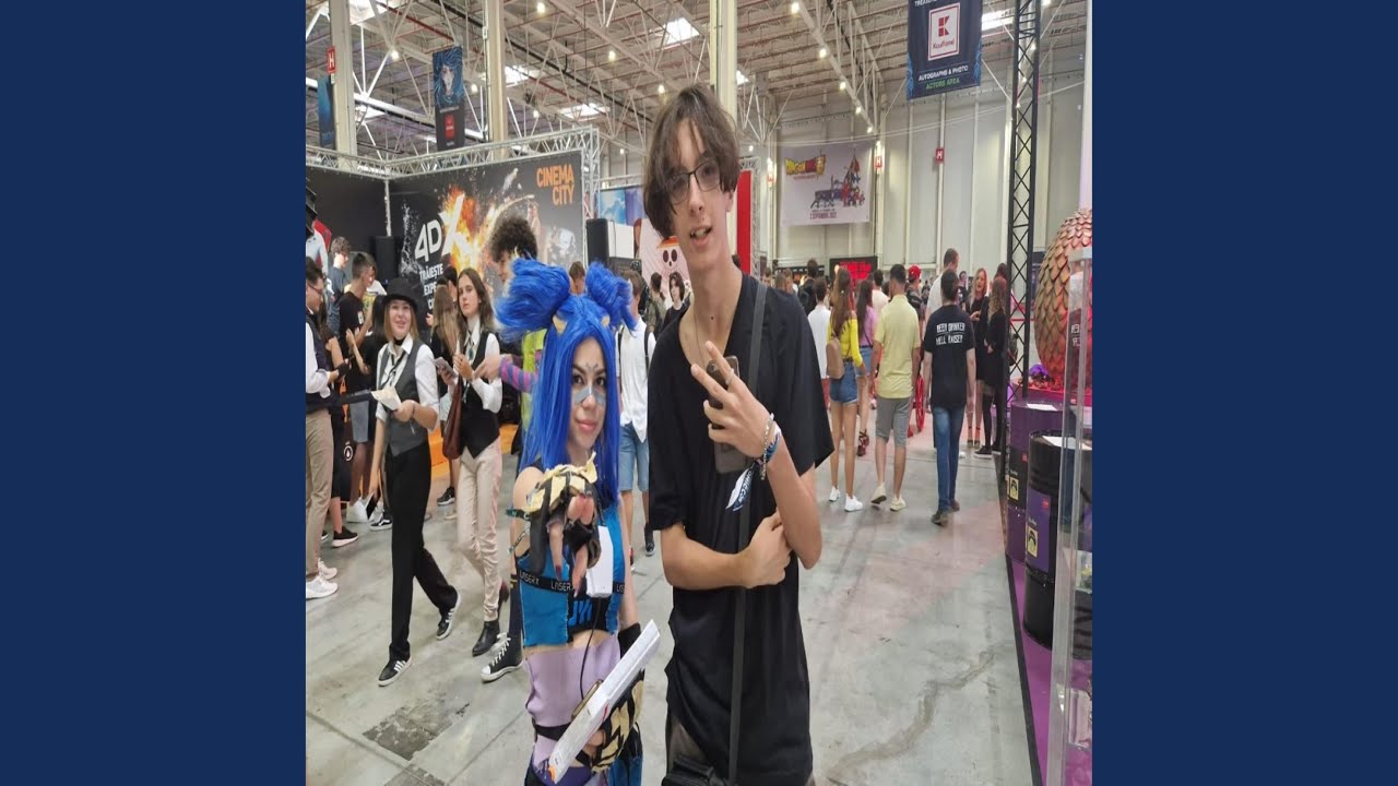 neon main valorant - YouTube