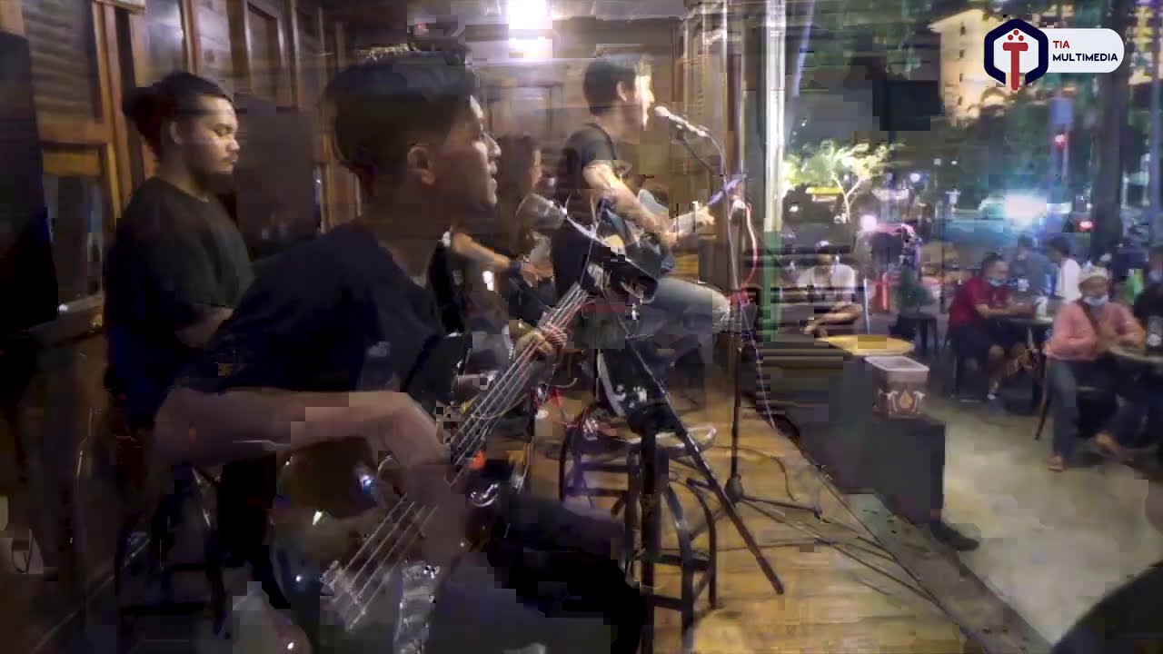 DEWA 19 // KANGEN // COVER // CRYSTAL BEAT // LIVE LOKO CAFFE MALIOBORO ...