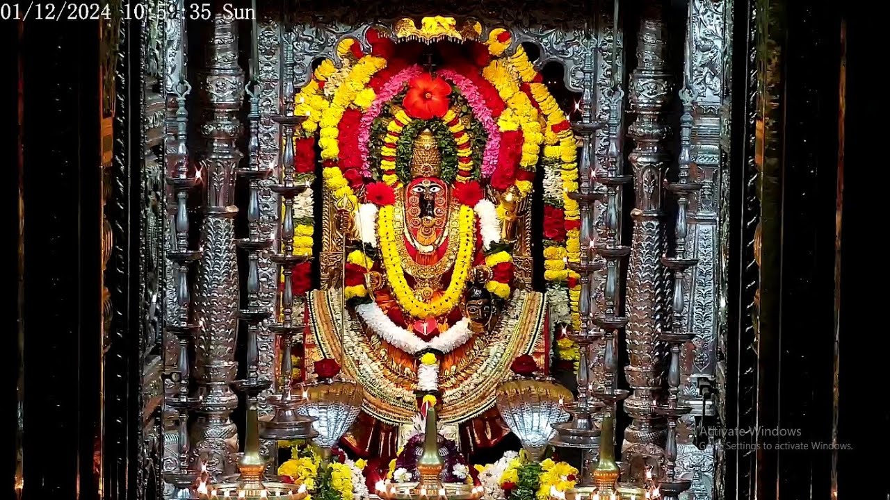 Shree Mahalasa Narayani Mahalasa Alankar & Madhyan Arati 1st Dec 2024 ...