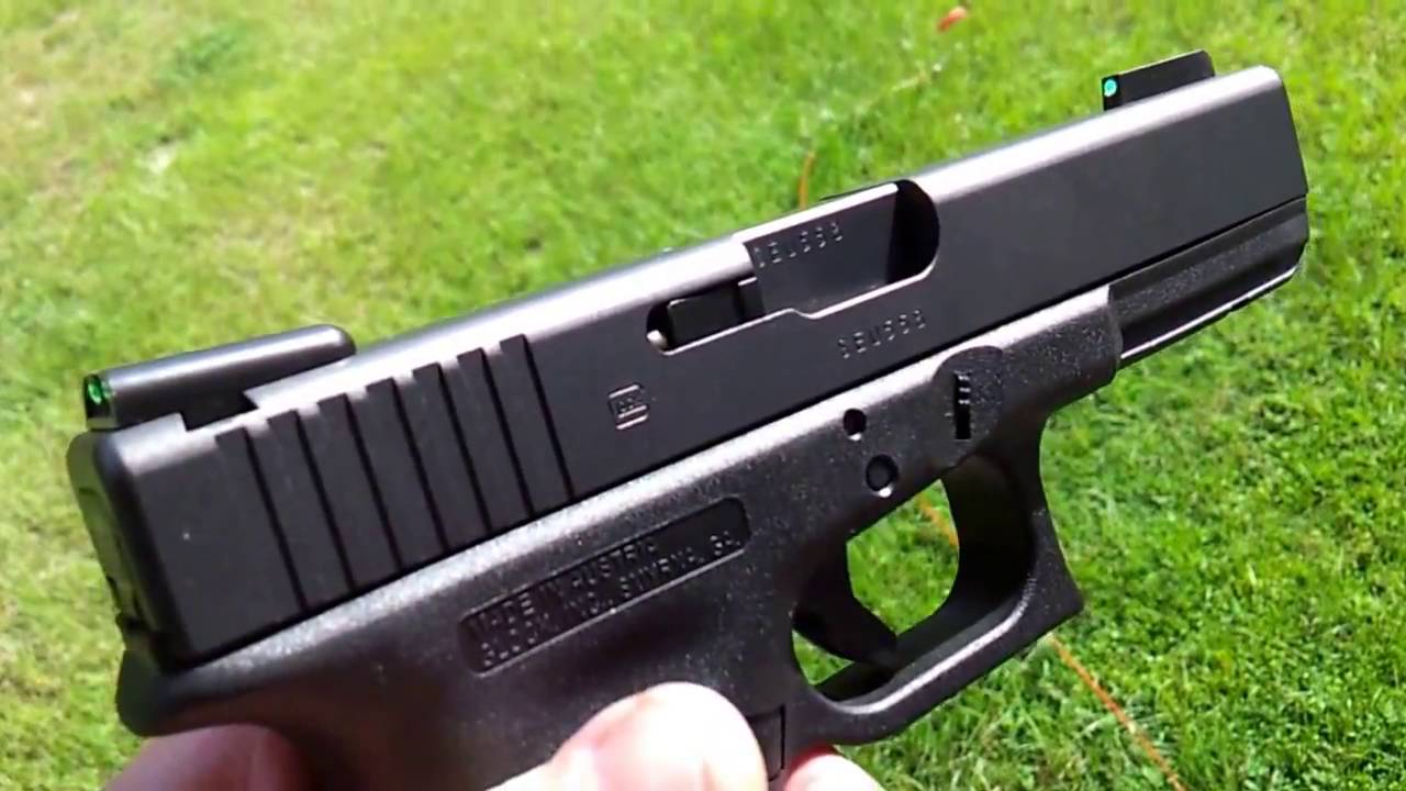 A look @ TruGlo TFO sights installed on a Glock 17 - YouTube