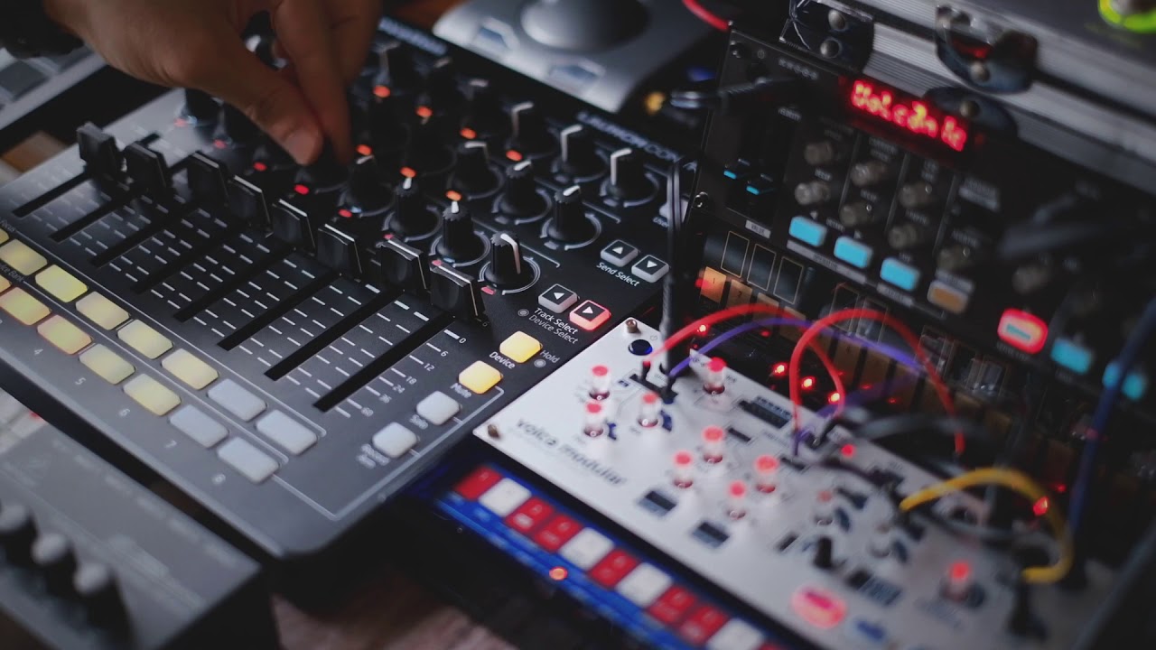 Ambient Jam with Volca Modular, FM, and Launch Control XL - YouTube