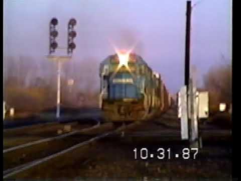 Vickers Crossing 1987 Conrail, CSX, Soo/ Ex Milwaukee Rd, A&WP, Family Lines and Chessie System ...