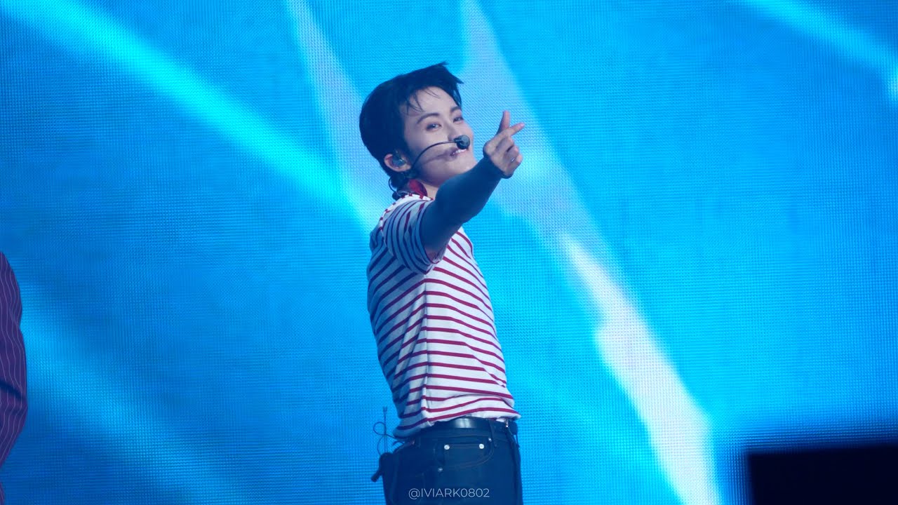 NCT DREAM LOVE ME RIGHT MARK focus (2025 SMTOWN LIVE mixed) - YouTube