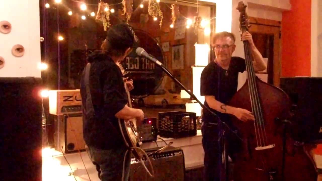 Tara Jane O'Neil & Devin Hoff - Art Dept, Philadelphia 9/16/2016 - YouTube