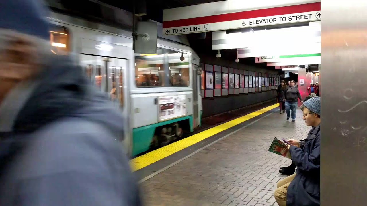 Green Line at Park St. - YouTube