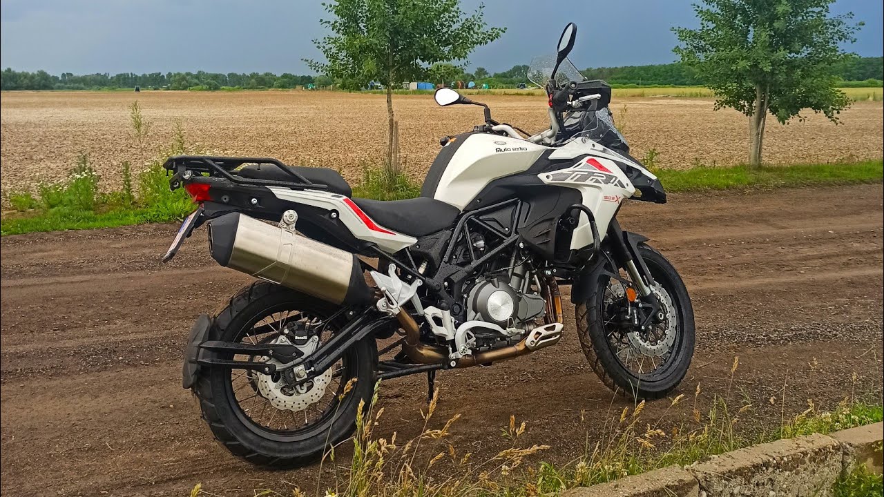 Benelli TRK 502X Adventure | Test | - YouTube
