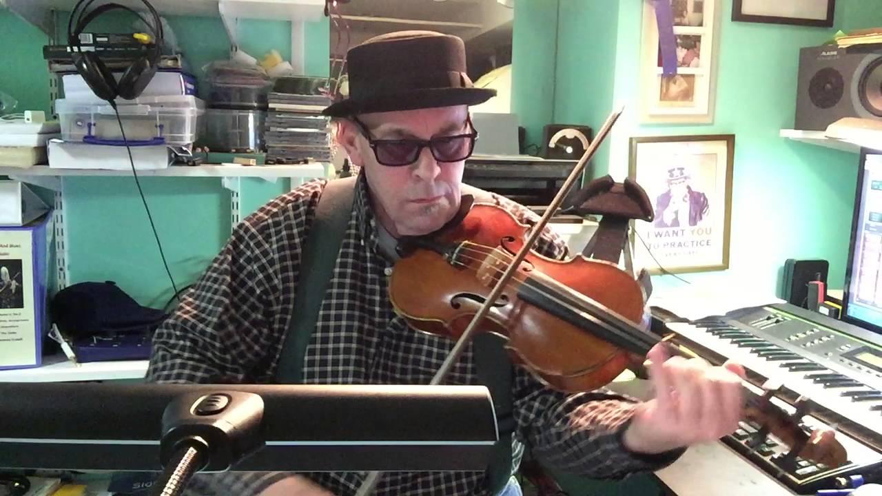 Gypsy Jazz Violin Solo: Stephane Grappelli/ "Daphne" - YouTube