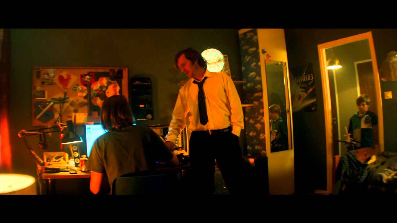 IRL - officiell trailer - YouTube