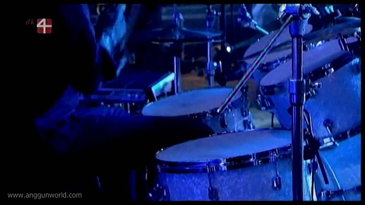 Anggun - Saviour (Cesse La Pluie) - Live! - YouTube