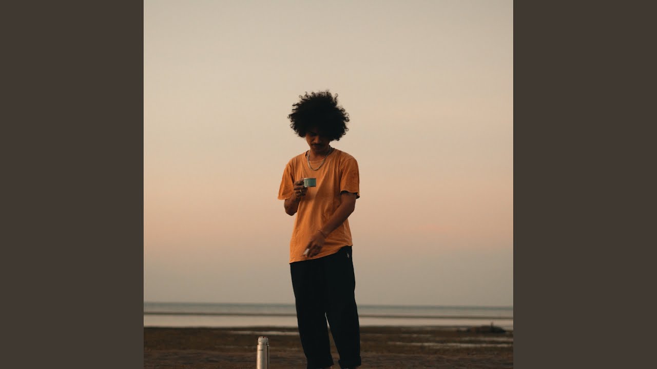 Ade Scoopy Merah (feat. Iki, BRAMAZTA, Bento Dpressy, Bynonk) - YouTube