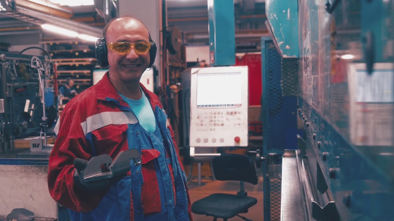 HT Laser - Easy to approach ENG - YouTube