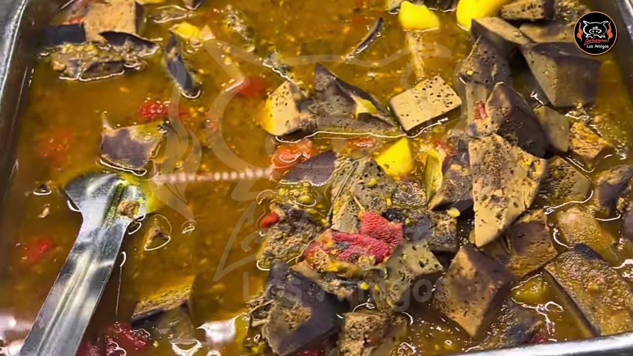 Gandinga | Lechonera Los Amigos 🐷 - YouTube