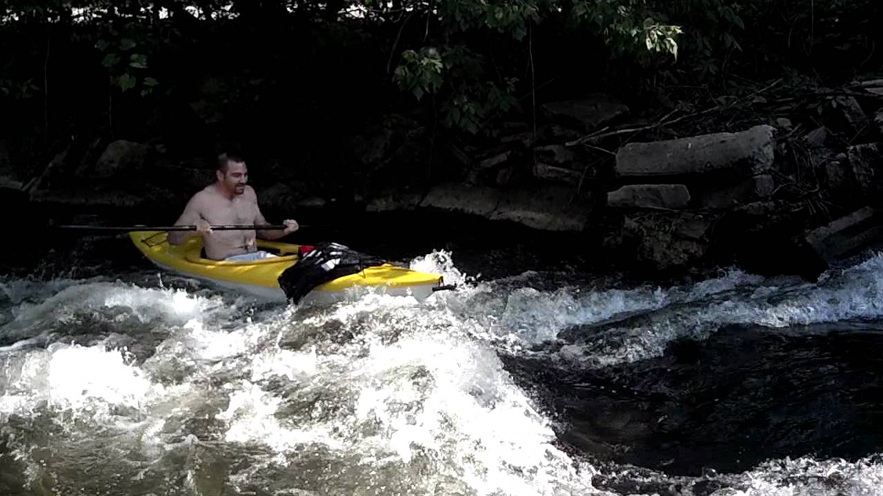 Kayaking Christiana Creek - YouTube