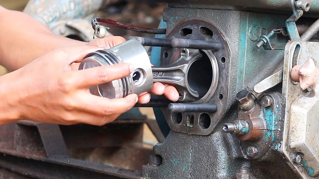 Install China diesel engine piston rings very easily using an amazing ...