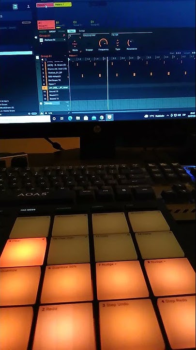 Making Beat in Maschine mikro mk3 - Boom Bap 🔥 - YouTube