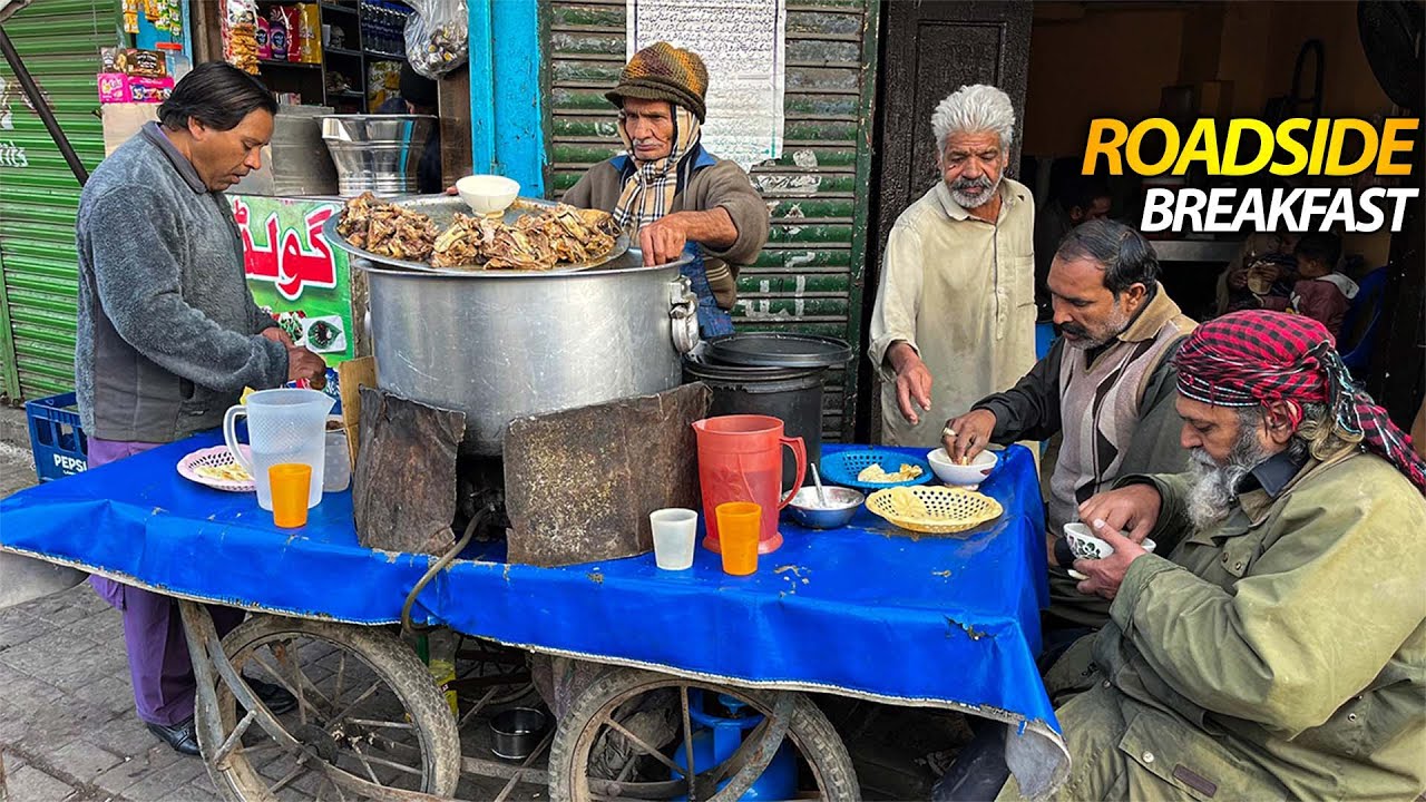 What Is The CHEAPEST BREAKFAST in Lahore Street Food | SIRI PAYE ...