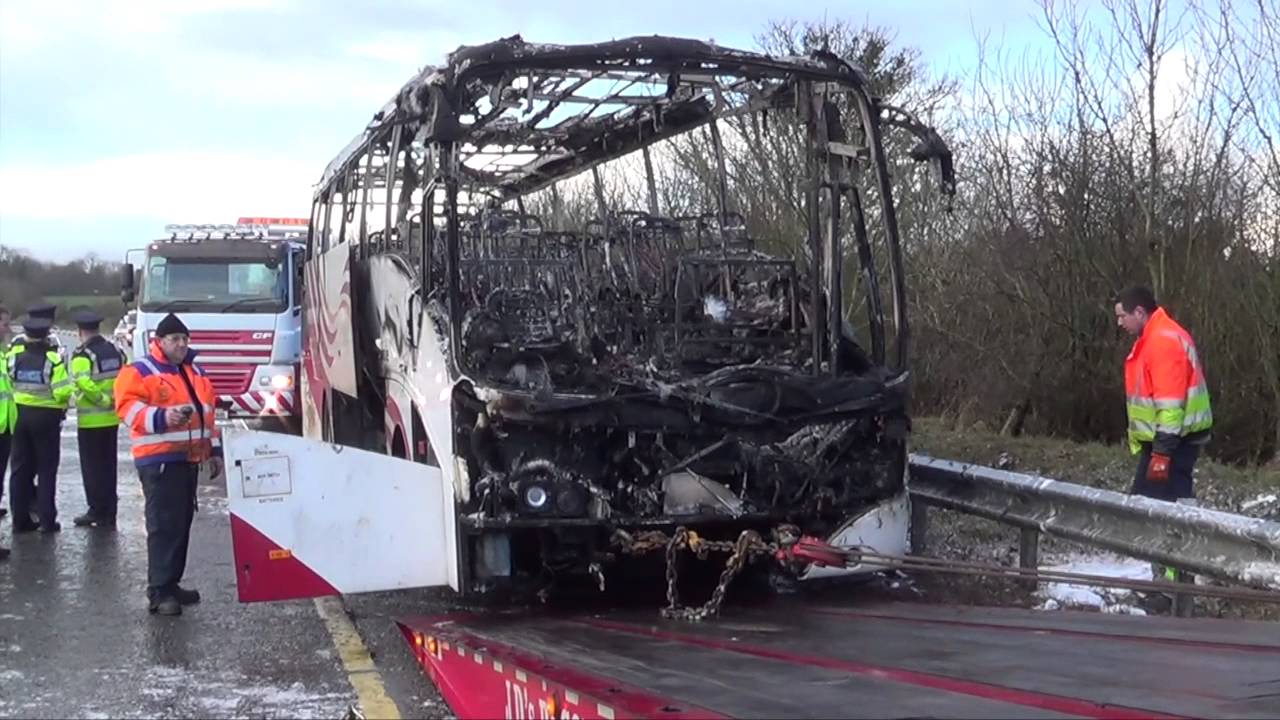 Bus Éireann bus gutted in fire - YouTube