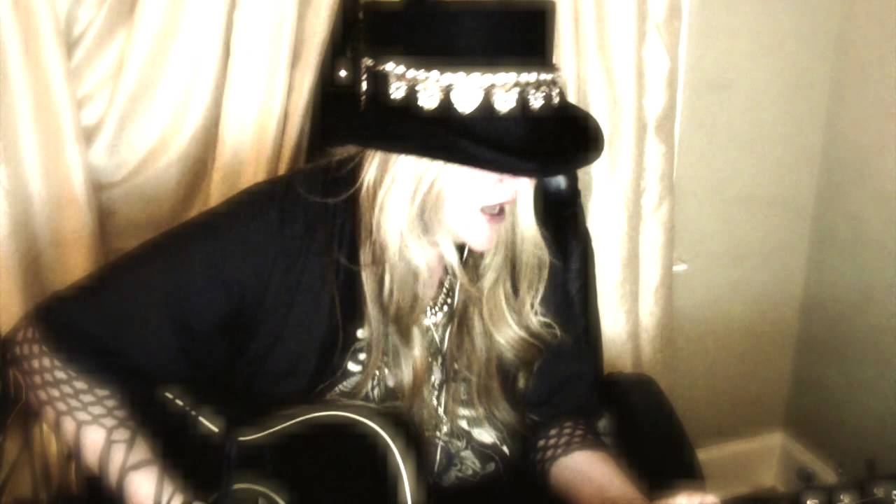 CHELLE ROSE - RUST - YouTube