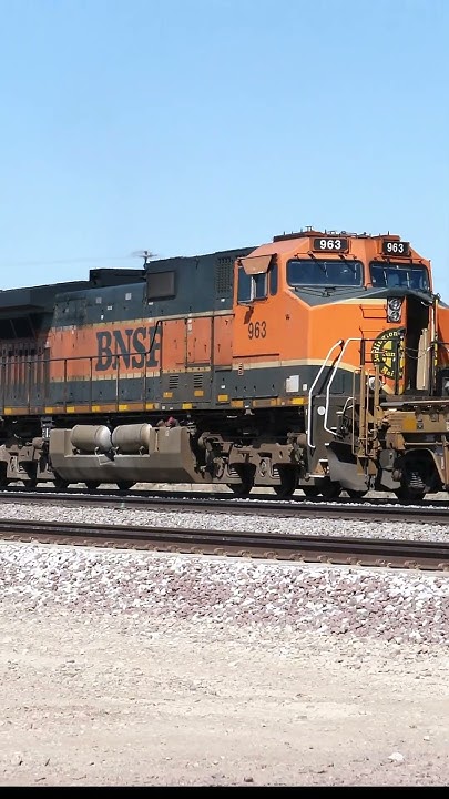 BNSF 6253 WB MP 740 NEEDLES SUB NEBO 9-16-2023 #railfan #railfaning #railfanner - YouTube