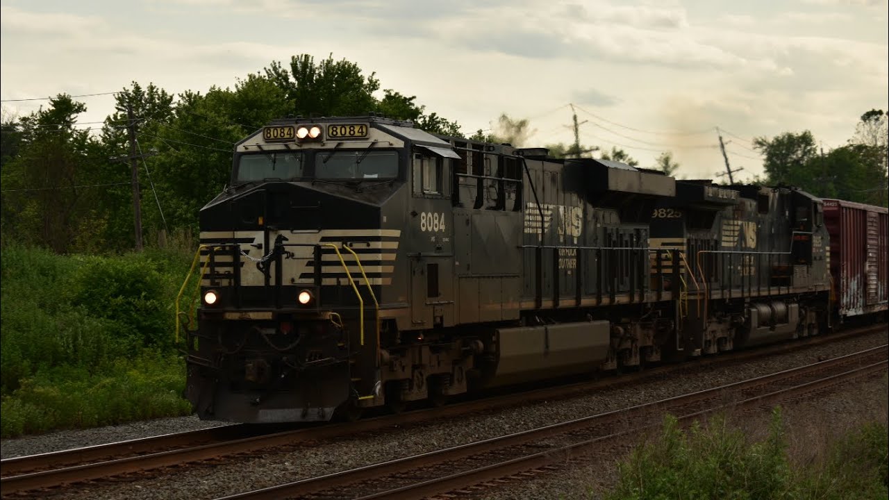 Bound Brook Railfanning - YouTube