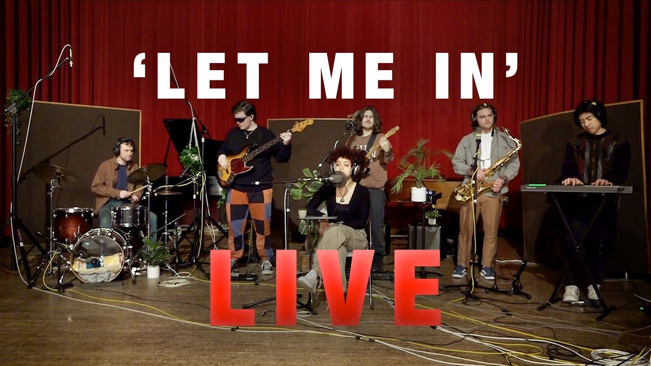 Telula | Live In The Red Room | Let Me In - YouTube