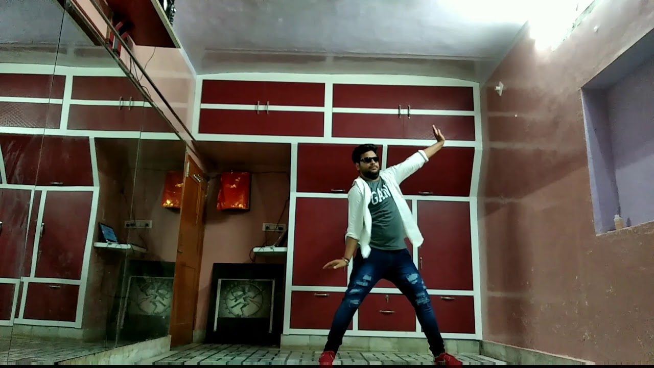 Dharmesh sir abcd 2 entry dance by Rahul kamra - YouTube