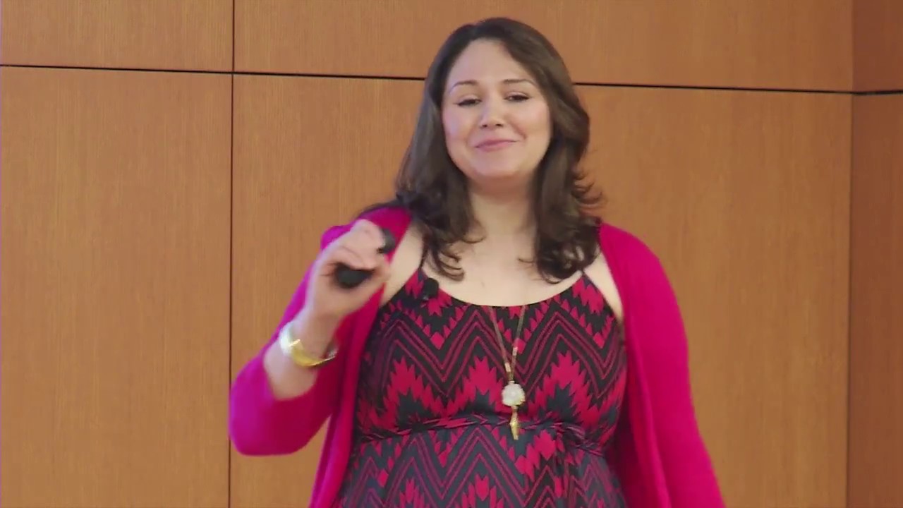 Besma Abbaoui - Discovery Talks - YouTube