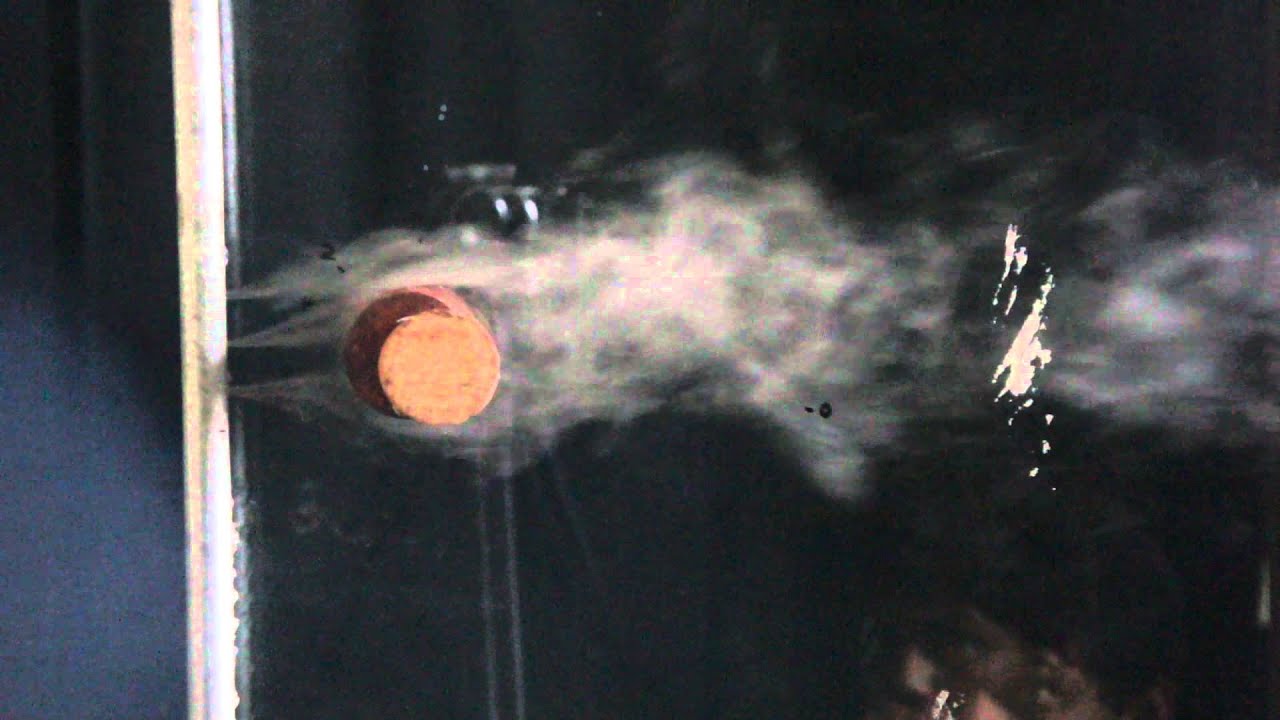 Smoke Flow Visualization: Flow Past Circular Cylinder 2 - YouTube