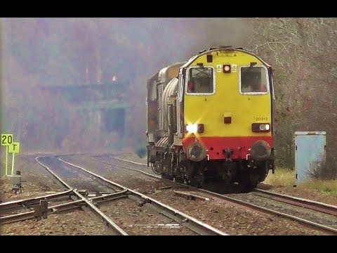 DRS Class 20s Nos 20312 & 20305 on Sheffield to Hull RHTT - Swinton ...