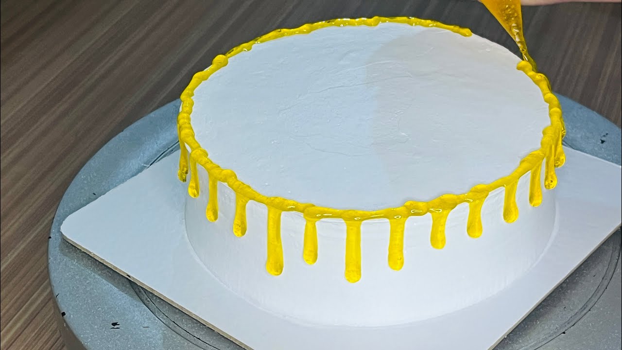 Dripping decoration cake design #cake #birthday #design #youtube - YouTube