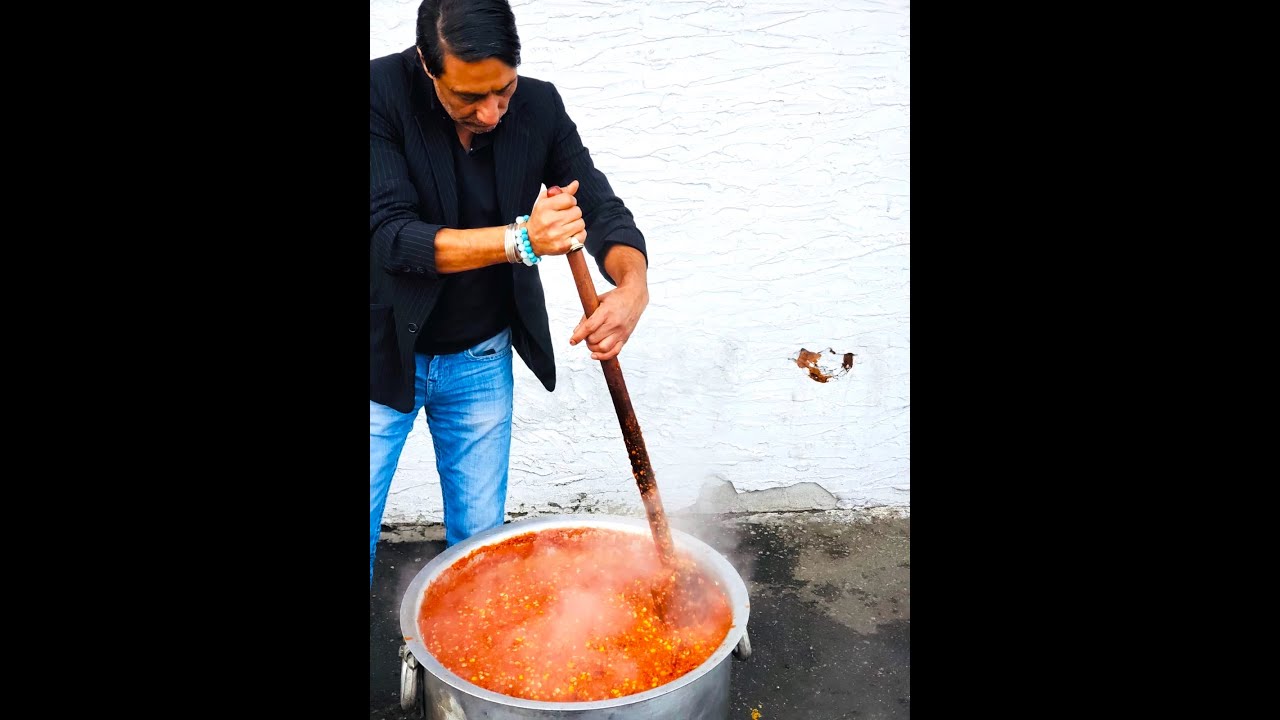 HUGE POT OF CHILI. How to cook Chili. Food donation to the homeless ...