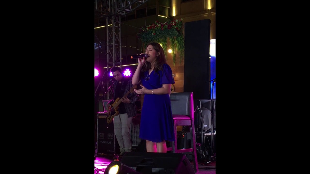 Moira Dela Torre (Moira) • Before It Sinks In • Live at Eastwood City ...