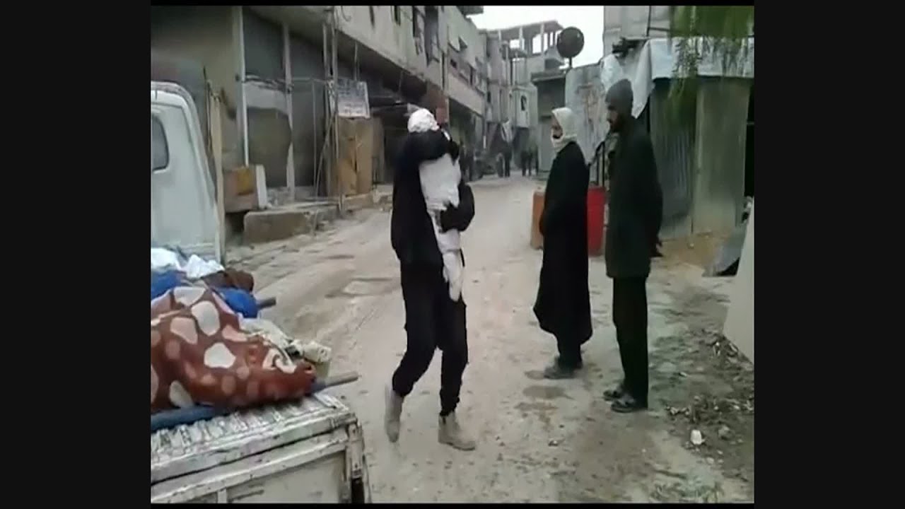 Father's Last Goodbye To Son Amid Syria Shelling - YouTube