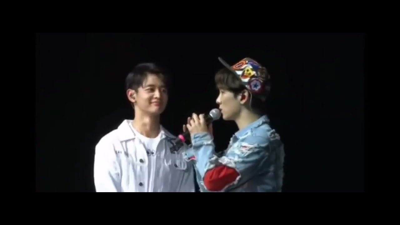 Minho's affectionate stare at Key #shinee #minho #key #minkey - YouTube