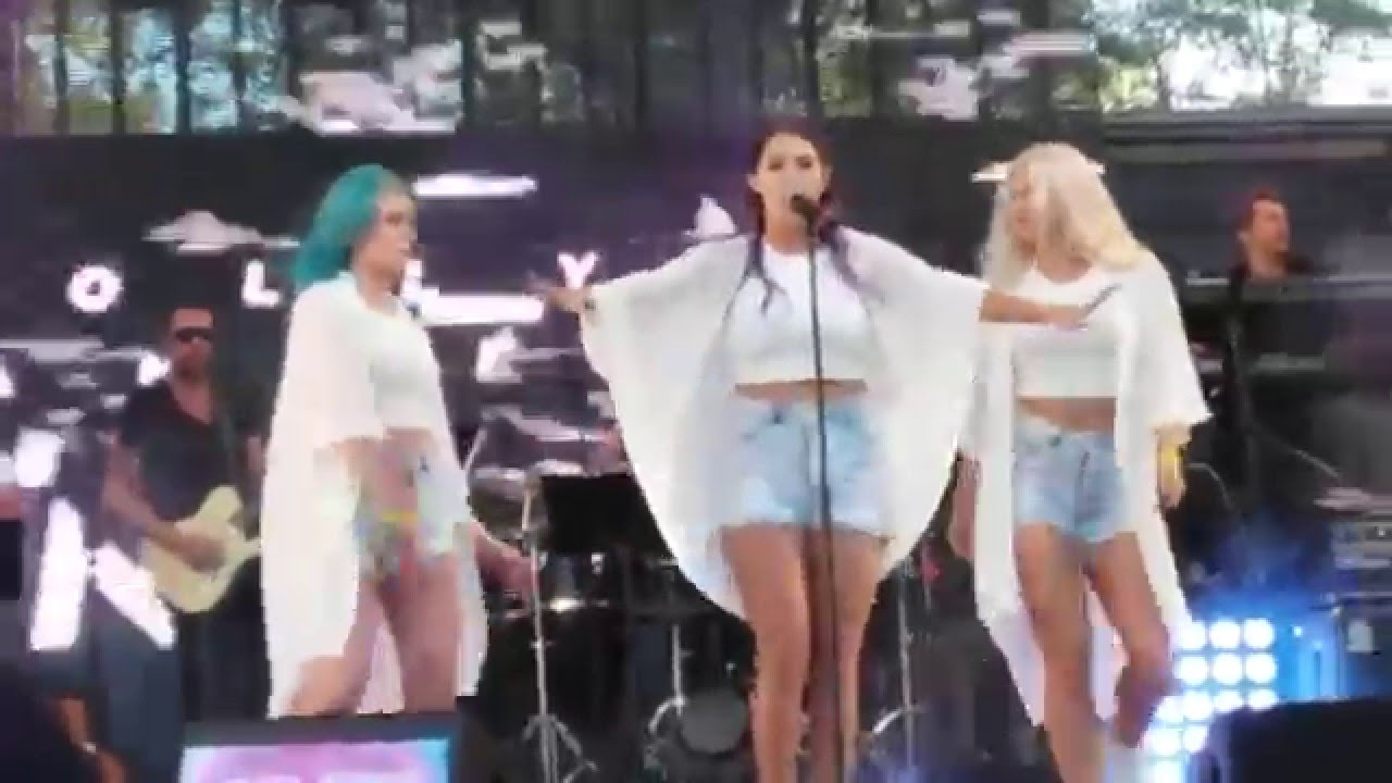 Molly Sanden @ Rix FM Festival - YouTube