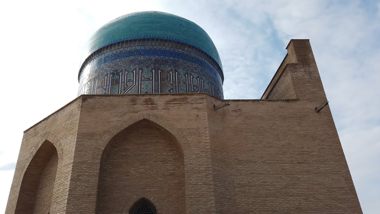 Rabia Sultan Begüm Türbesi (Tomb of Rabia Sultan Begüm), Türkistan ...