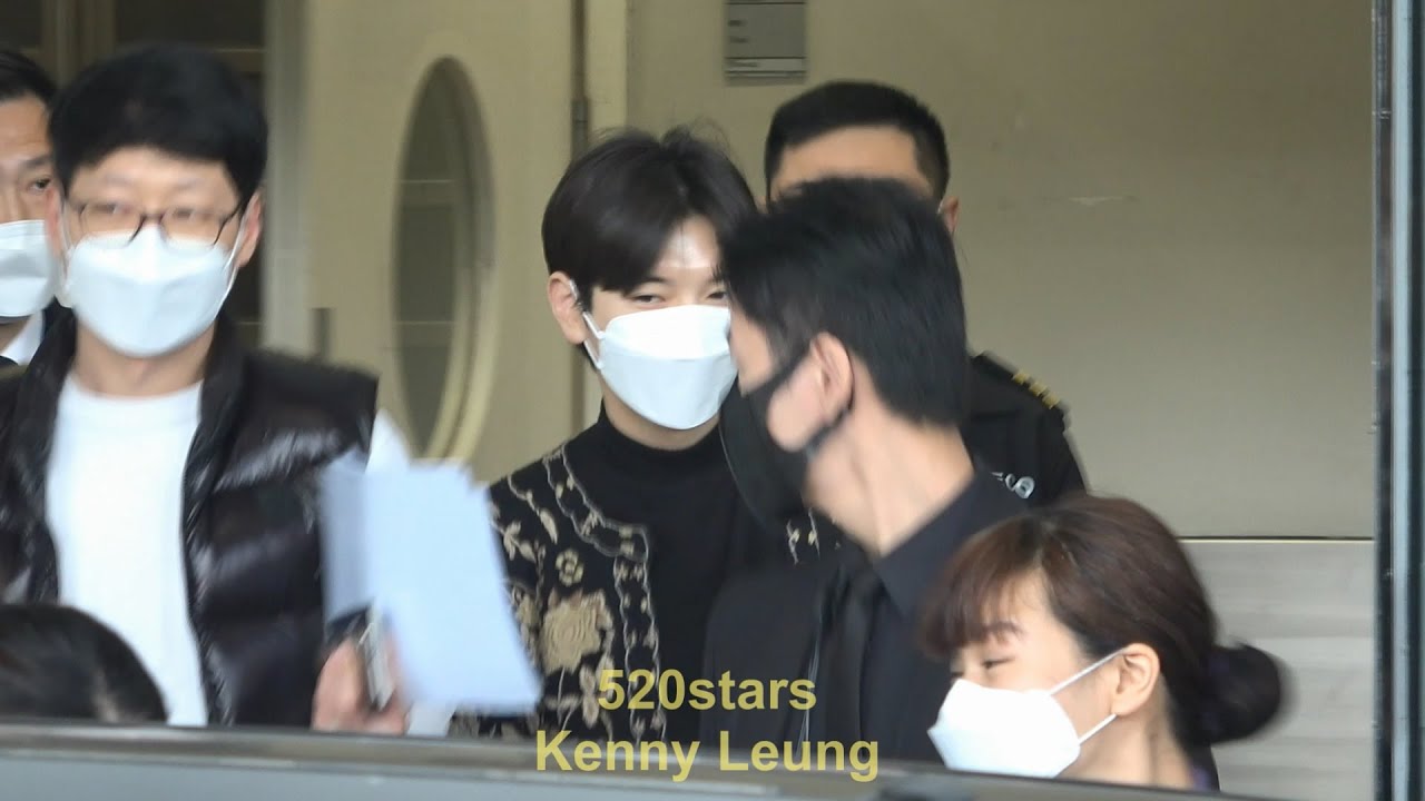 REN(렌) 崔珉起Choi Min Gi(최민기) Hong Kong Airport Arrival 20230225 #THE_DAY ...