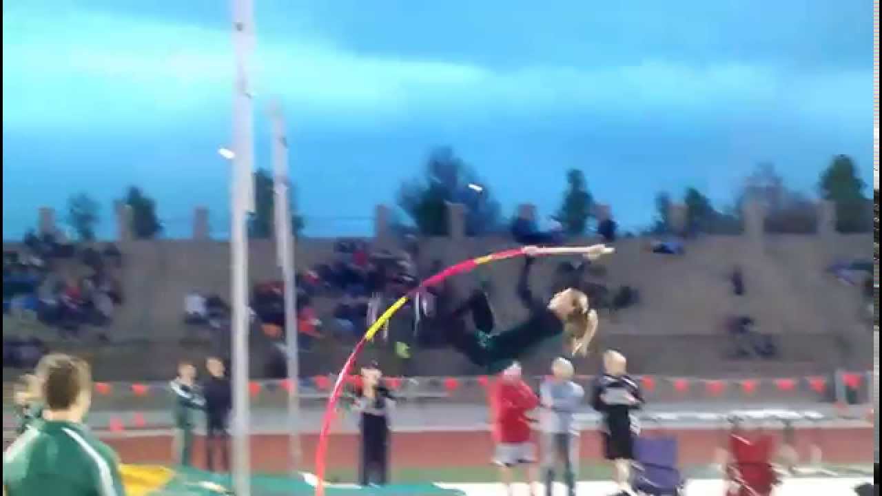 Callie Hicks pole vaults 11'6", Free State High School, 4/24/15 - YouTube