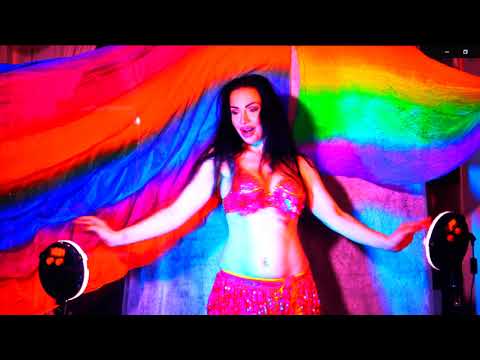 Princess Jasmina of Melbourne Bellydancer Dancing to Tuse