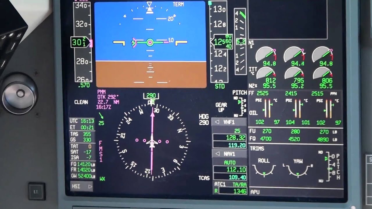 Falcon 7X cockpit in flight - YouTube