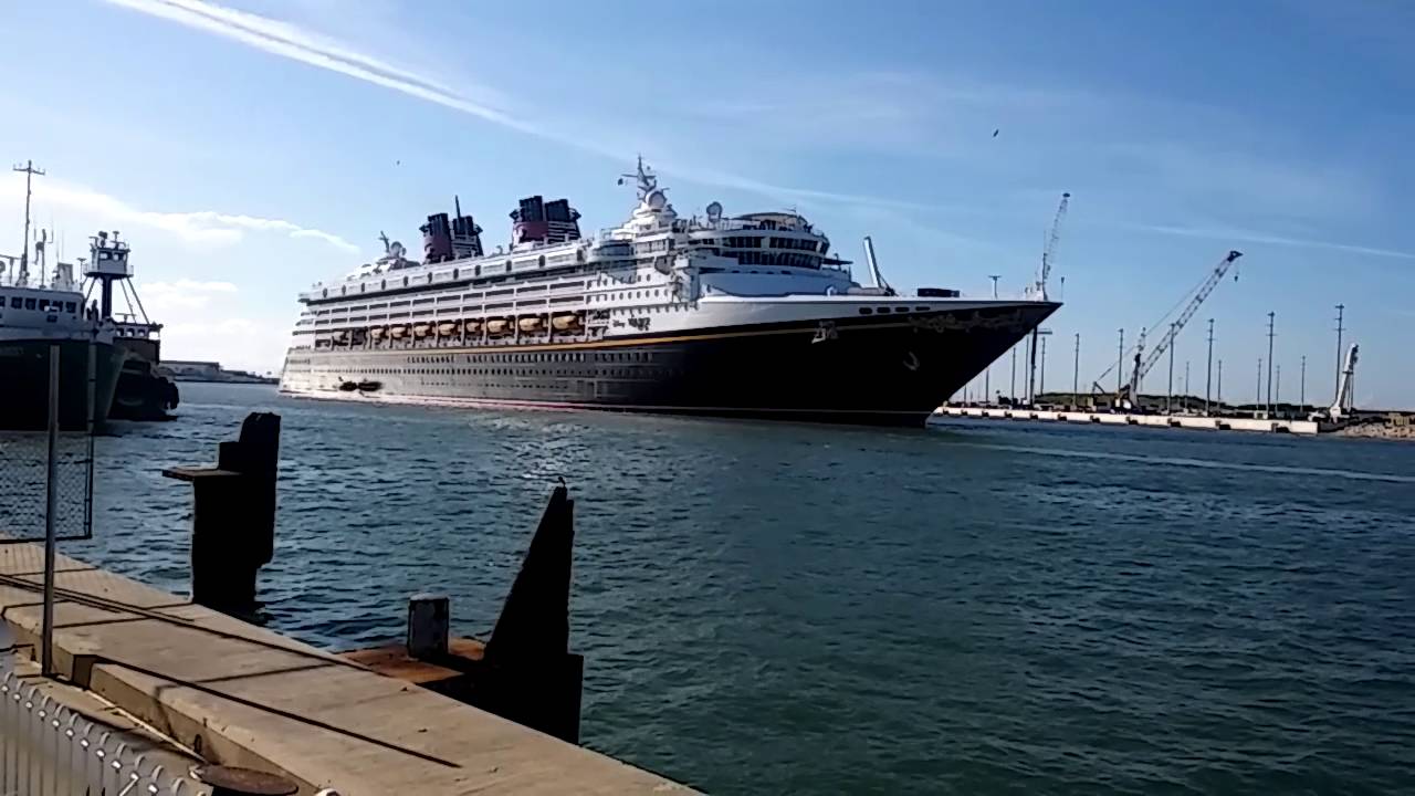 Disney Wonder leaves Port Canaveral for Cadiz dry dock - YouTube