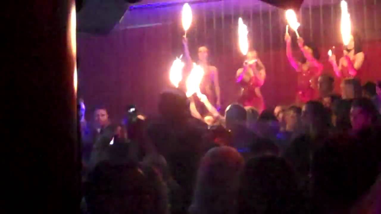 Tiesto enters at JET 1-4-2010 - YouTube