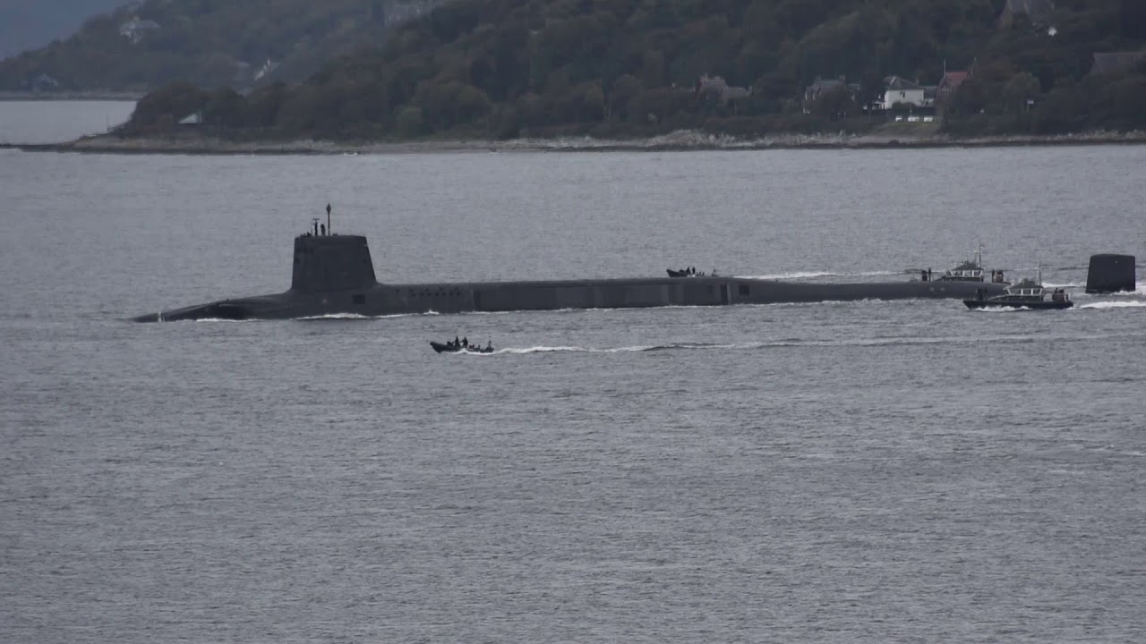 Vanguard class sub leaving the River Clyde. - YouTube