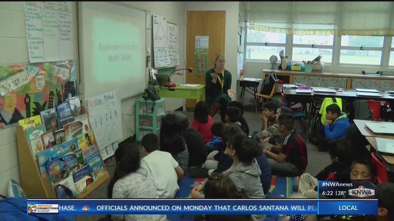Springdale Elementary School Gives Students a Merry Christmas - YouTube