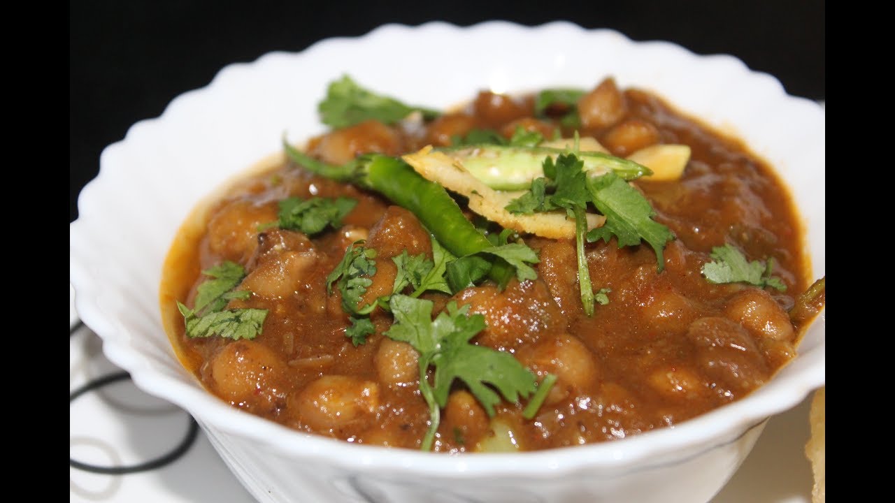 Chole Bhature Tasty and Delightful Punjabi Cuisine - YouTube