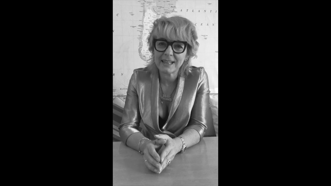 Due Chiacchiere con Anna Maria Ghelfi (Hair Trendy, Piacenza) - YouTube