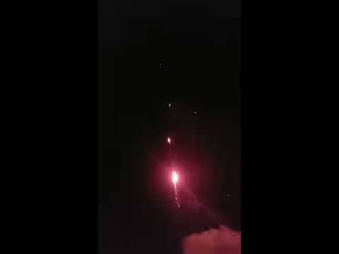49 shots 8 inch fireworks (mercun raya) - YouTube