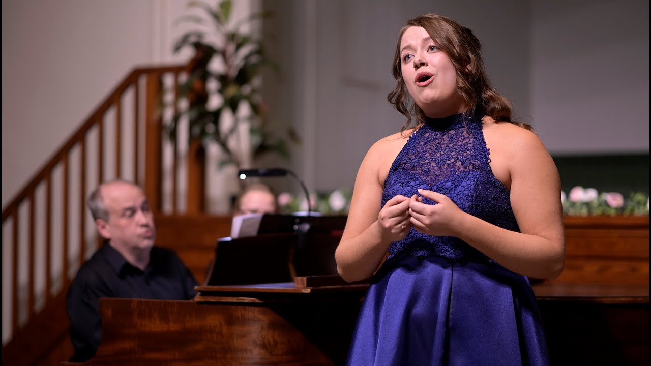 "Homeward Bound" [arr. Althouse] performed by Alivia Hoke - YouTube