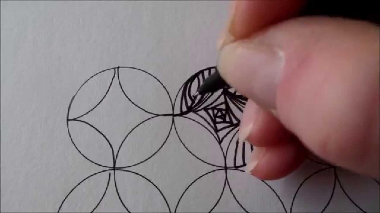 How to draw tanglepattern Paradox in circles - YouTube
